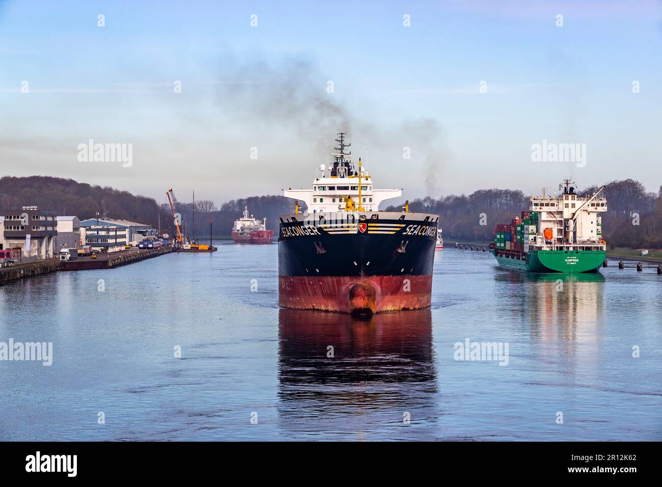 SEACONGER (IMO: 9352298) Oil Products Tanker and Container Ship ...