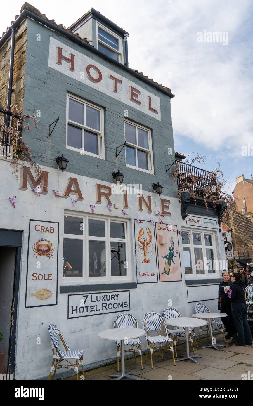 Marine view guest house hi-res stock photography and images - Alamy