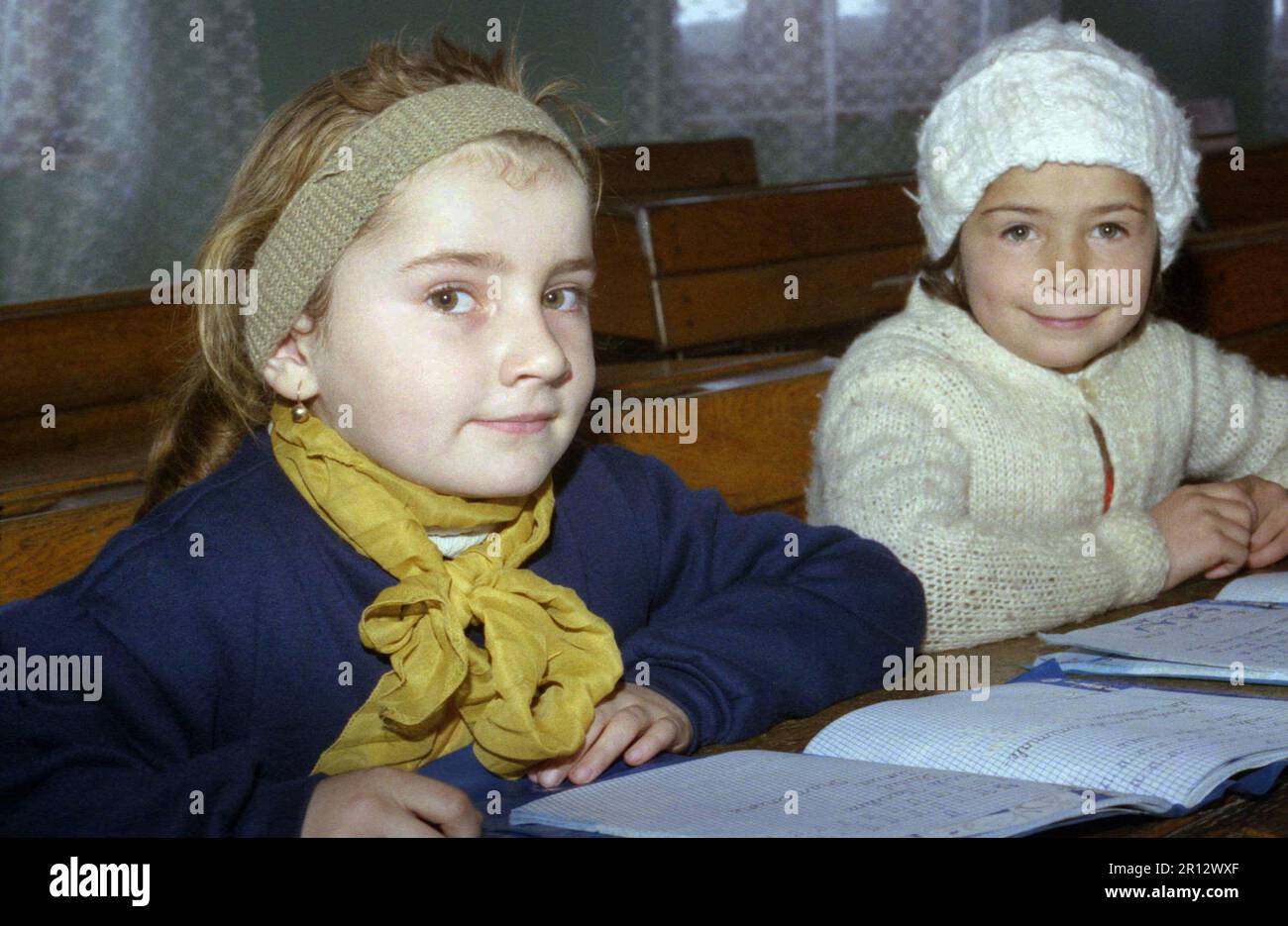 Romania school classroom hi-res stock photography and images - Alamy
