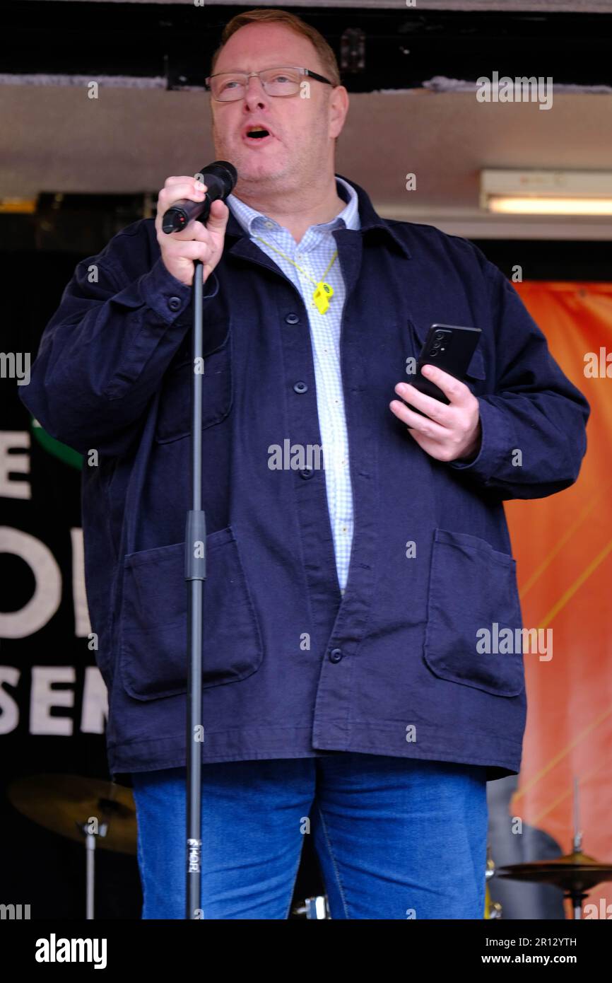 Victoria Square, Birmingham. 2nd Oct 2022. Britain is Broken / Enough ...