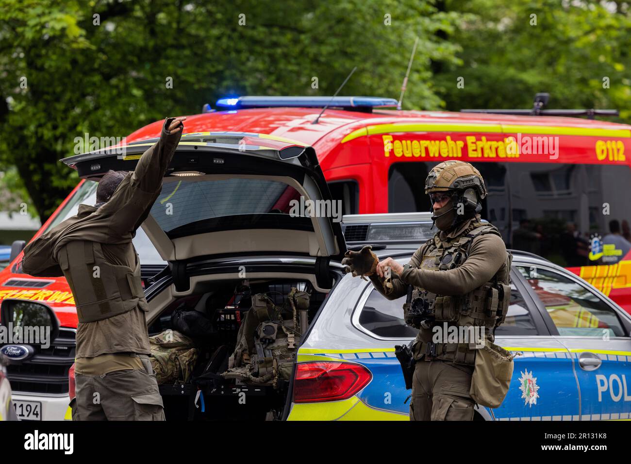 Ratingen, Germany. 11th May, 2023. Police officers get ready for an ...