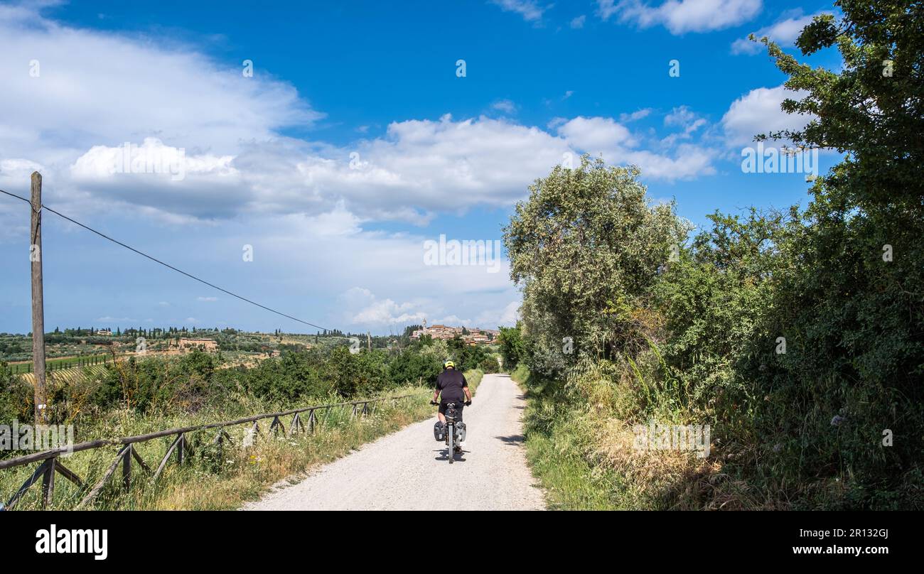 Landscape along via Francigena path between Ponte d'Arbia and San ...
