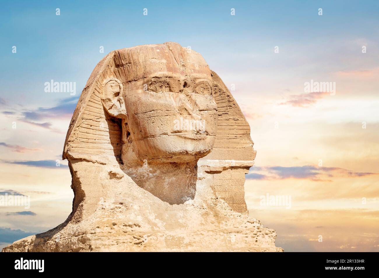 The iconic Sphinx carving adjacent to the Great Pyramids at Giza, Egypt ...