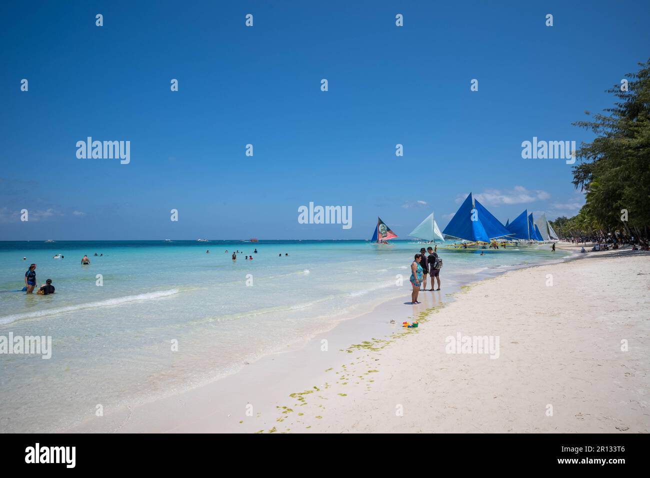 Boracay Paraw Sailing Stock Photo - Alamy