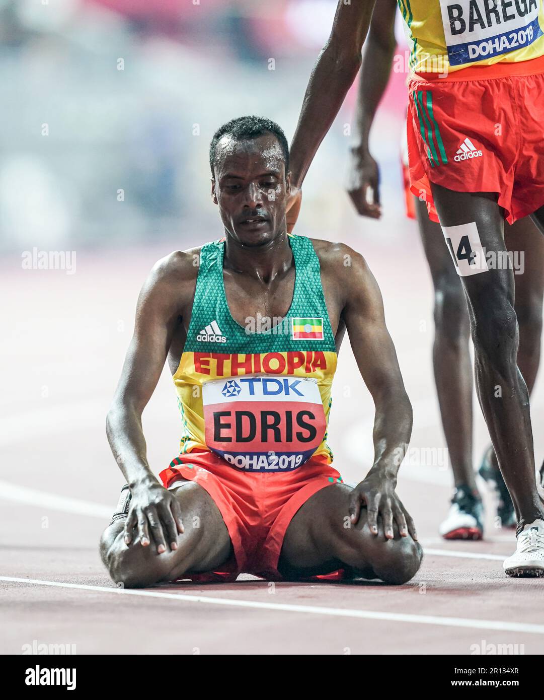 Muktar Edris winning in the 5000 meters at the 2019 World Athletics ...
