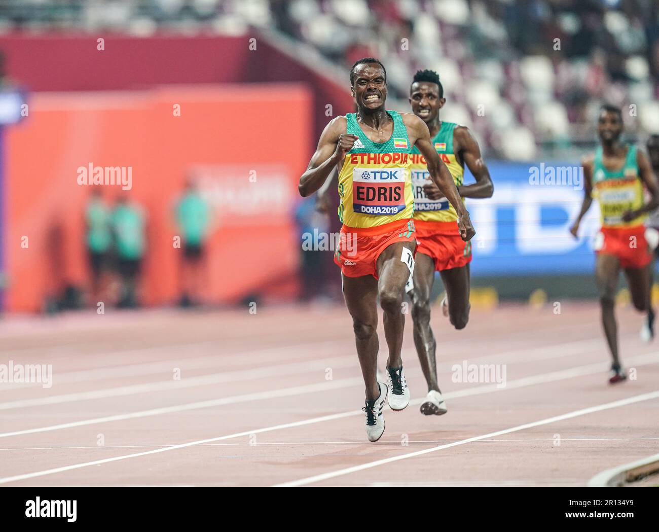 Muktar Edris winning in the 5000 meters at the 2019 World Athletics ...