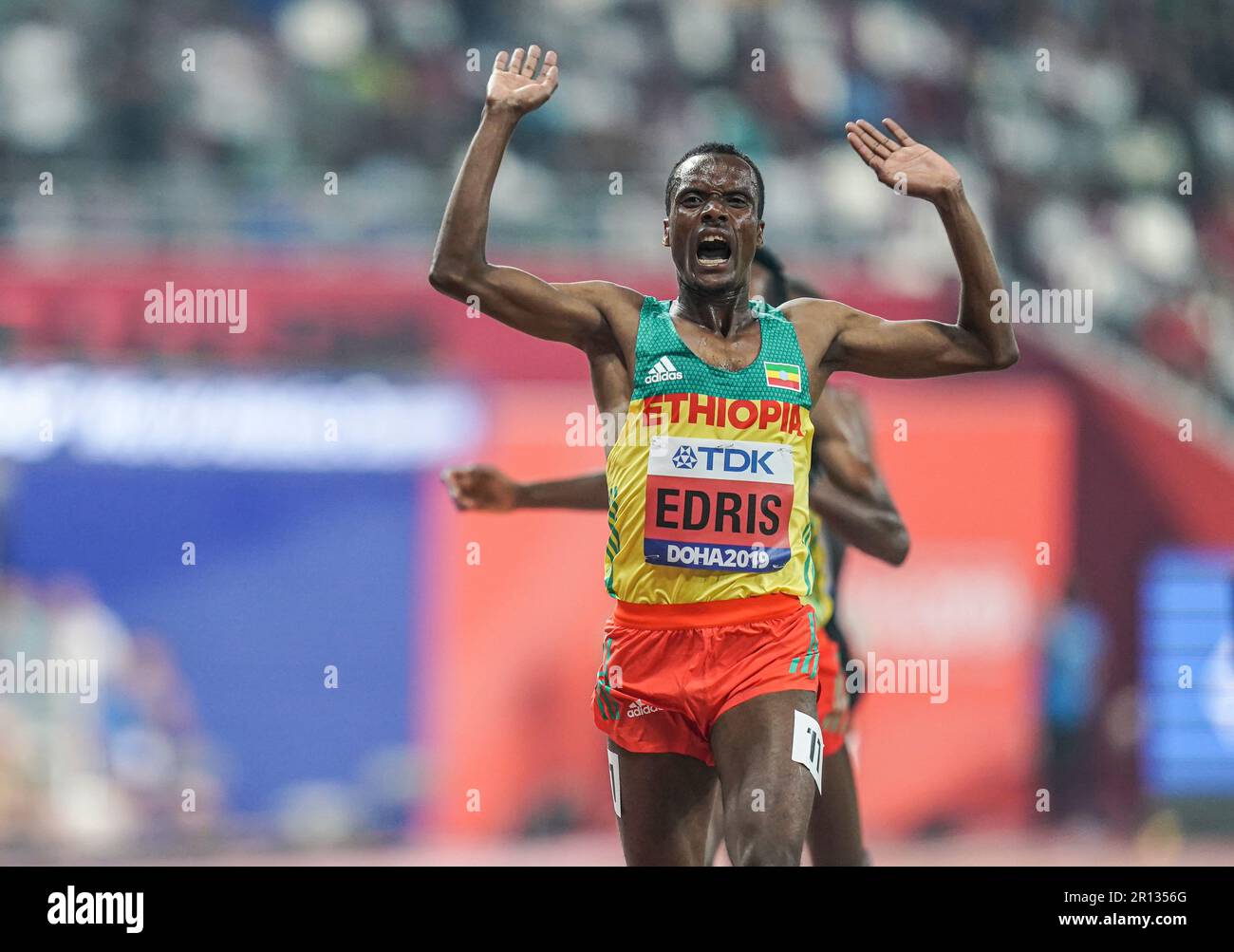 Muktar Edris winning in the 5000 meters at the 2019 World Athletics ...