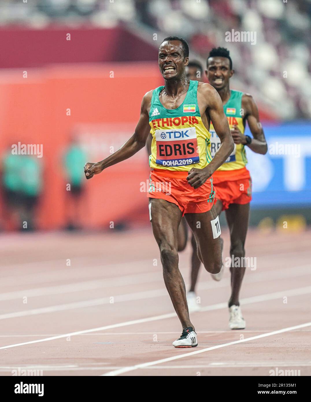 Muktar Edris winning in the 5000 meters at the 2019 World Athletics ...