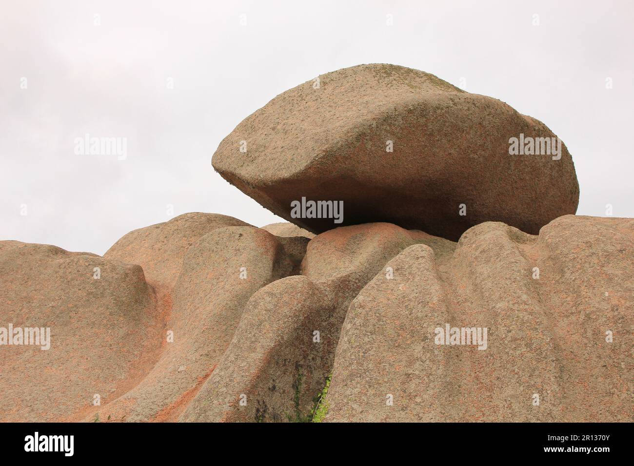 Beautiful shaped rocks at the Granit Rose coast, Brittany Stock Photo ...