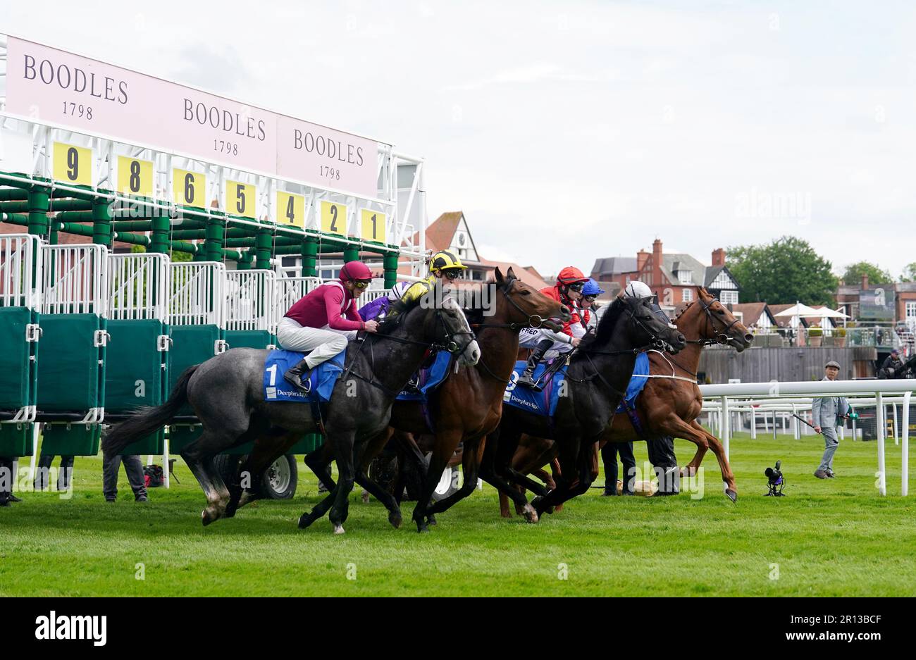 Chester racing 2023 hi-res stock photography and images - Alamy