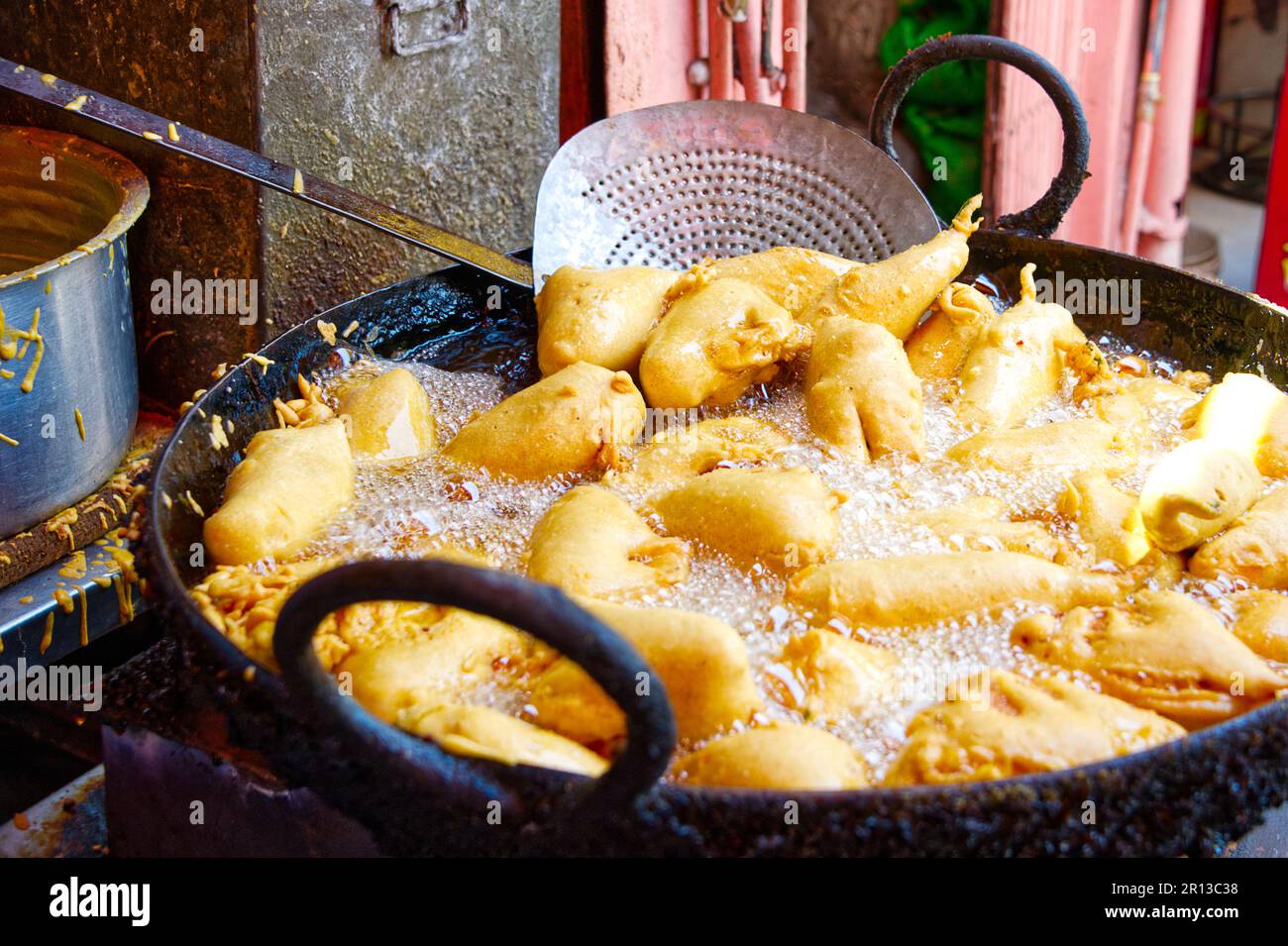 Indians india fast food hi-res stock photography and images - Alamy