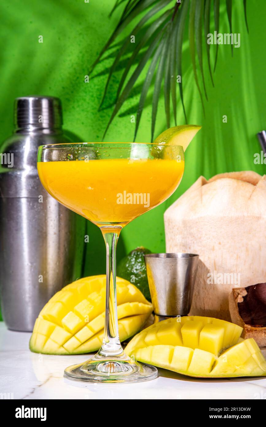 Mango daikiri or martini cocktail, Sweet tropical daiquiri mocktail ...