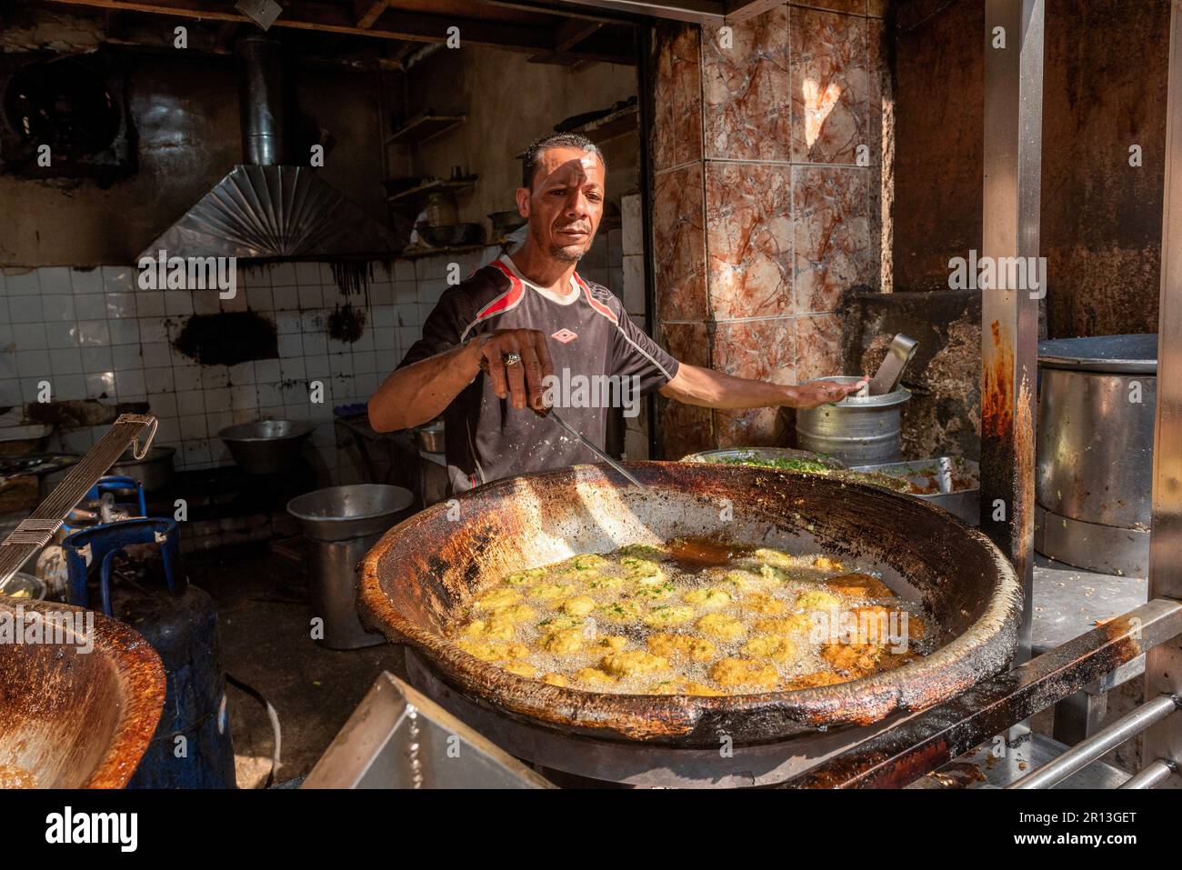 Egypt cairo falafel hi-res stock photography and images - Alamy