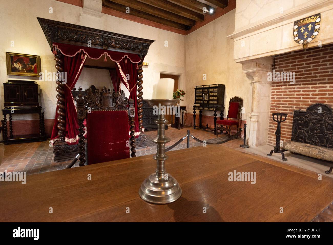 The chamber of Leonardo da Vinci. Château du Clos Lucé (15h century ...