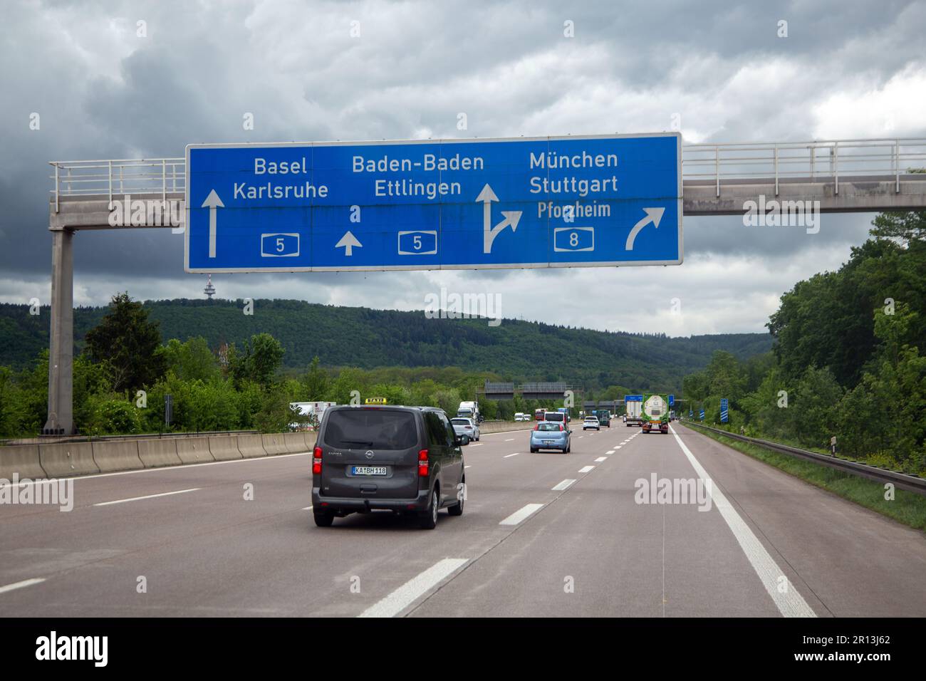 Flowing traffic on the A5 motorway near Karlsruhe (Baden-Wurttemberg ...