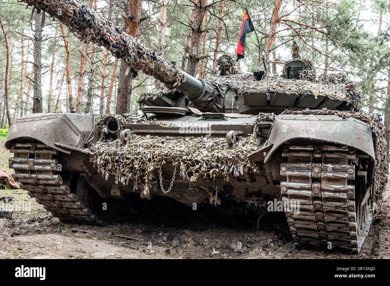 Kivsharivka, Ukraine. 10th May, 2023. Captured Russian T-72 tank hidden ...