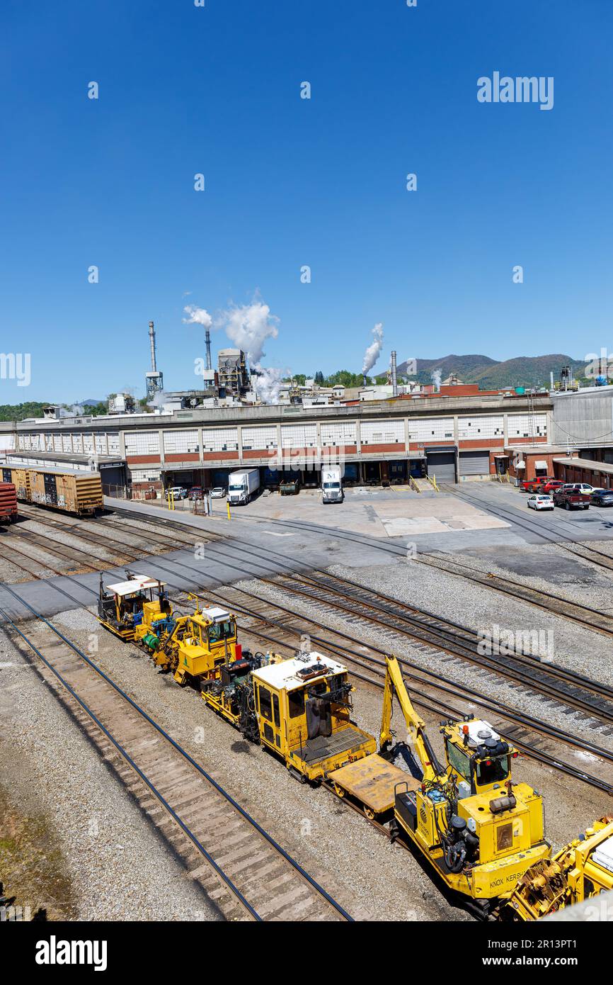 CANTON, NC, USA-4 MAY 2023: Pactiv Evergreen papermill, smokestacks ...