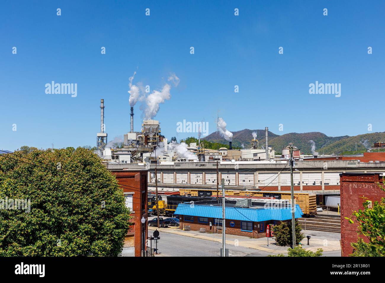 CANTON, NC, USA-4 MAY 2023: Pactiv Evergreen papermill, with ...