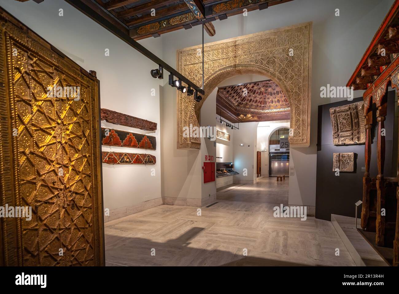Al-Andalus room with islamic architecture at National Archaeological ...