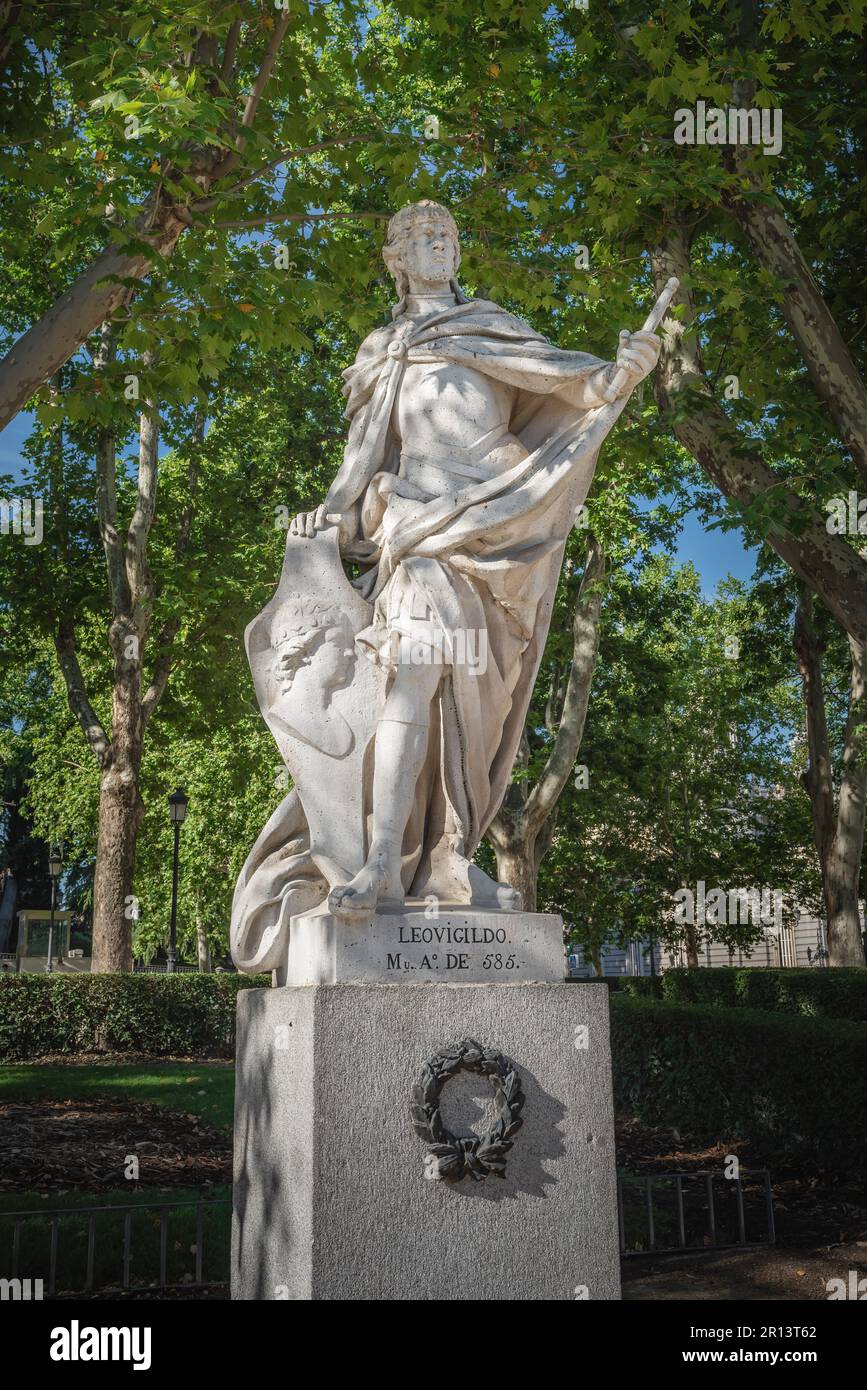 Statue of Visigothic King Liuvigild (Leovigildo) at Plaza de Oriente ...