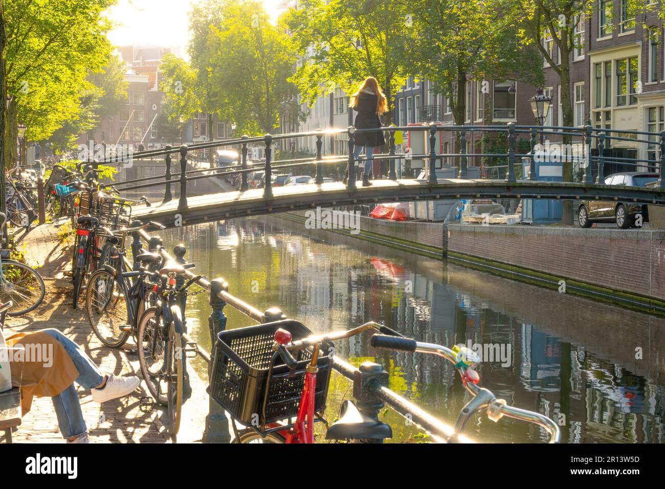 Amsterdam traditional dutch girl hi-res stock photography and images ...