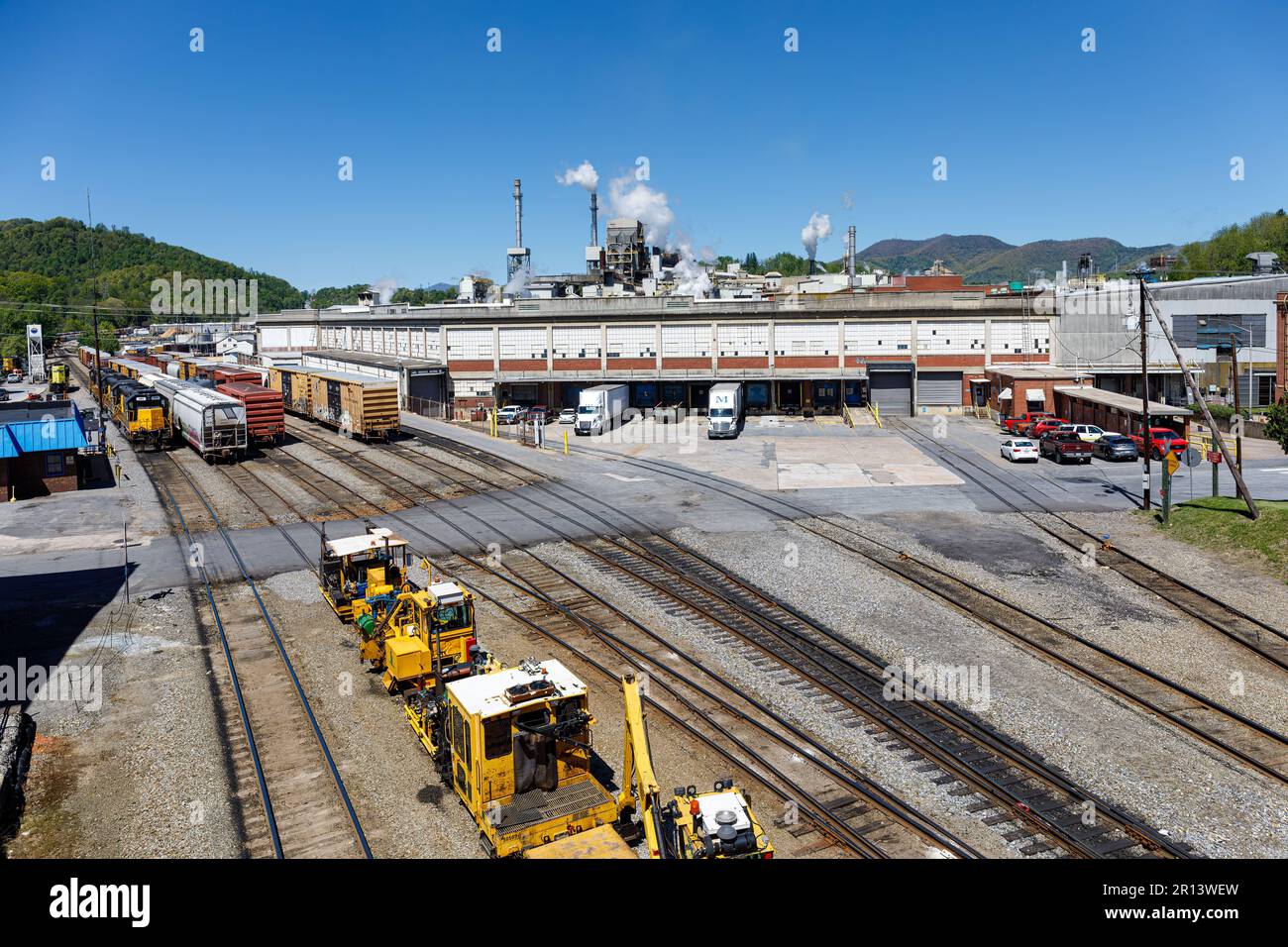 CANTON, NC, USA-4 MAY 2023: Pactiv Evergreen papermill, smokestacks ...