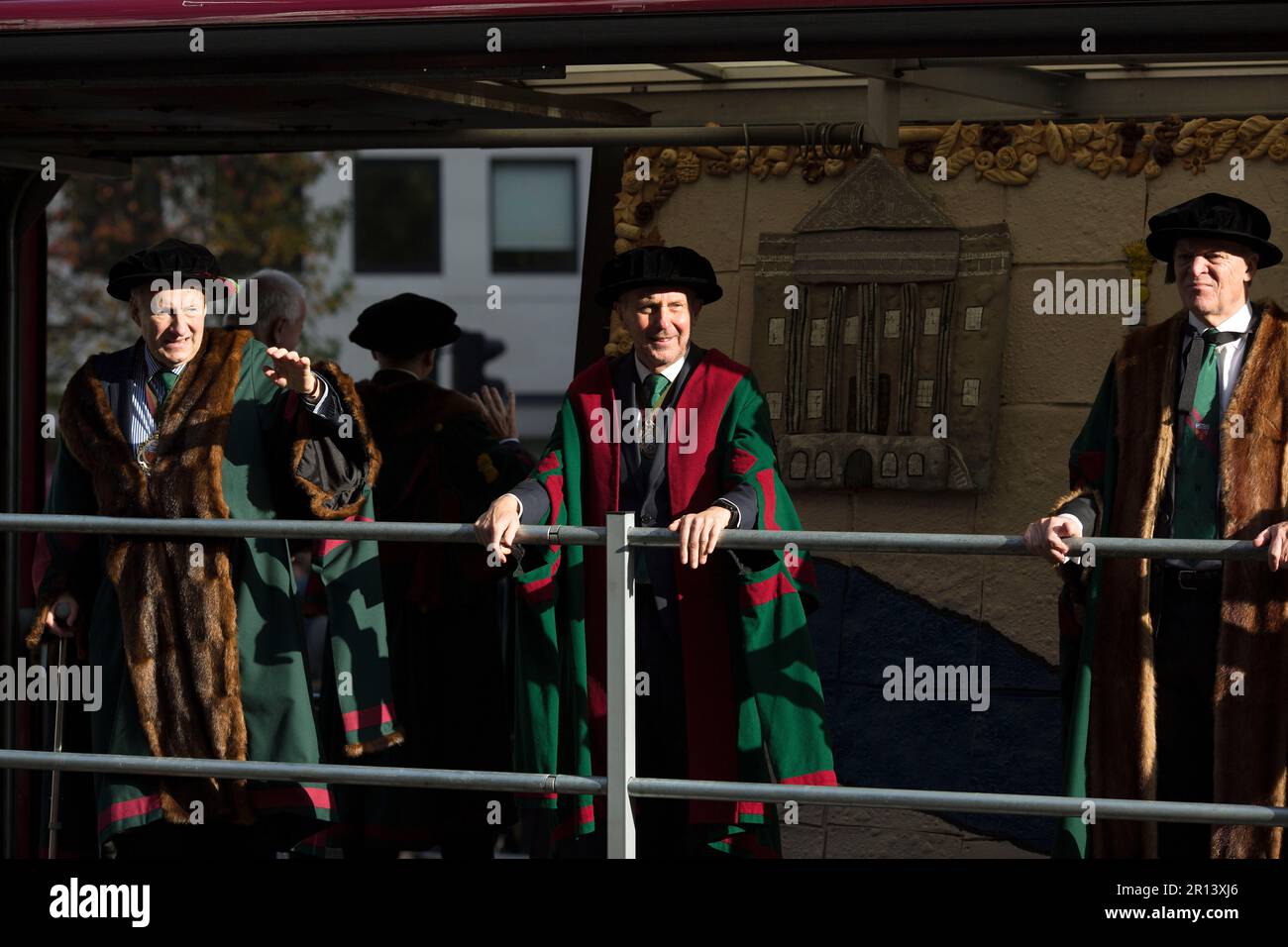 Lord mayor london hat hi-res stock photography and images - Alamy