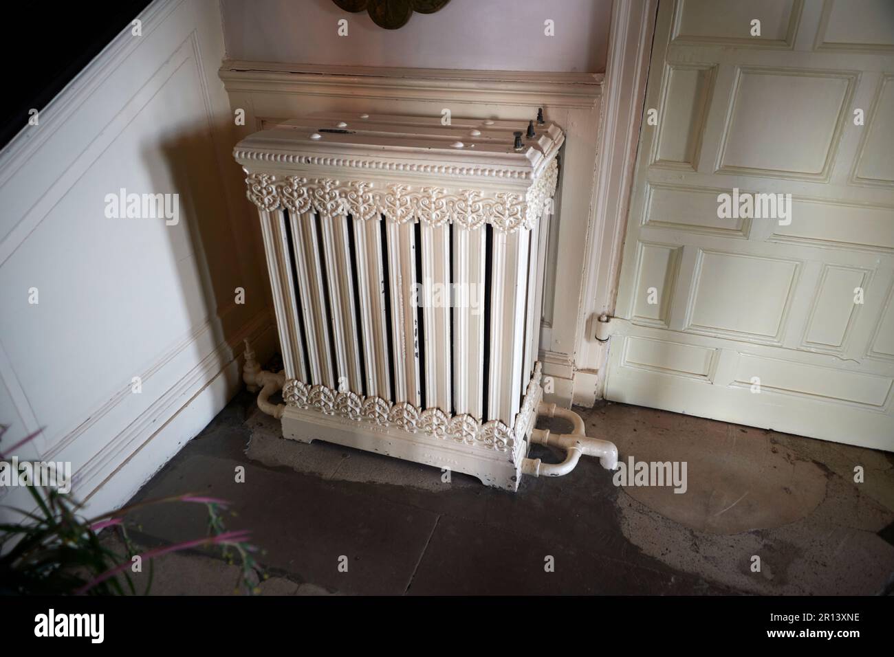 An ornate and unusual Victorian Central Heating Radiator, In Burton ...