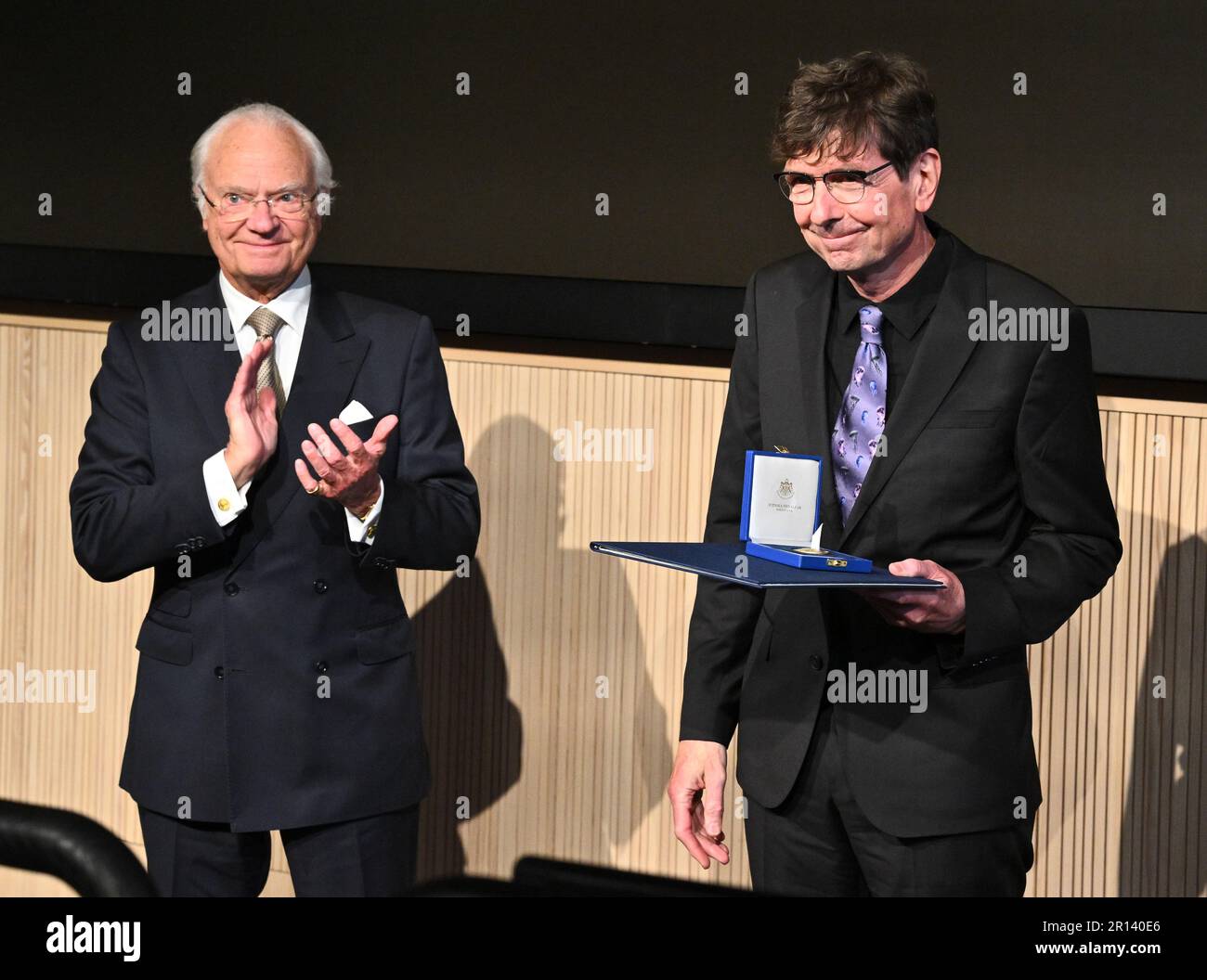 King Carl Gustaf awards the Crafoord Prize to the 2023 winner ...