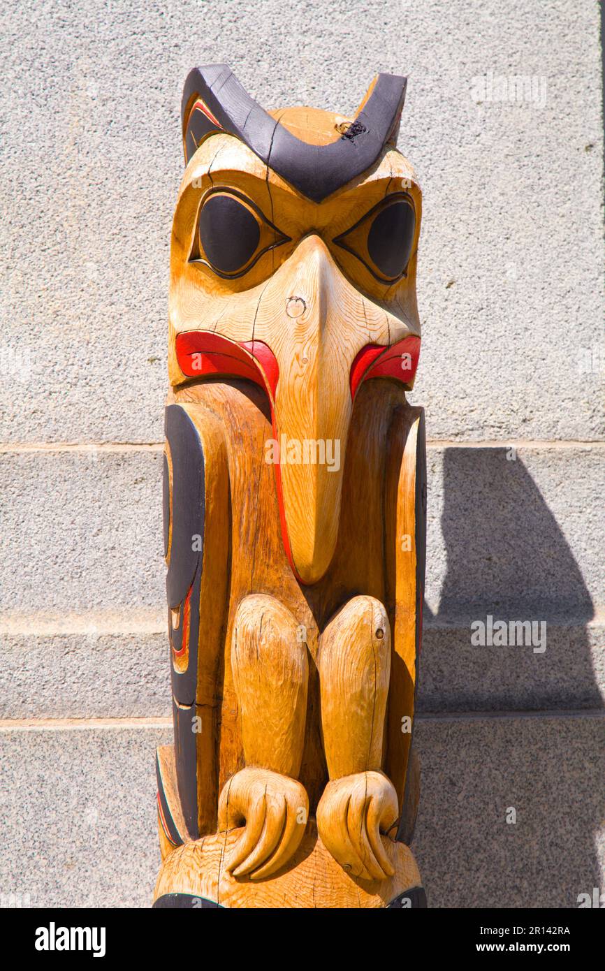 Canada, Ontario, Ottawa, totem pole, aboriginal art Stock Photo - Alamy