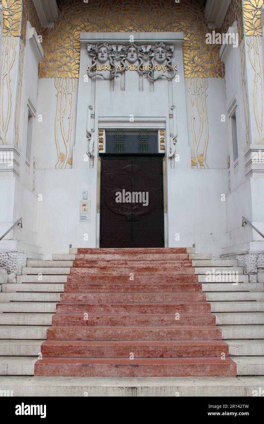 secession building in vienna (austria Stock Photo - Alamy