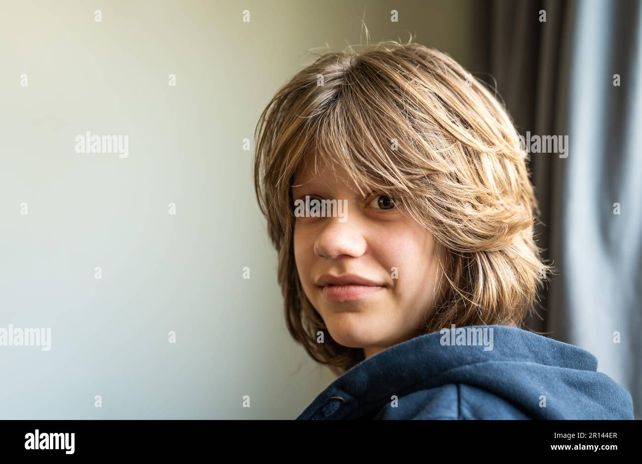 Cute 15 year old girl hi-res stock photography and images - Alamy