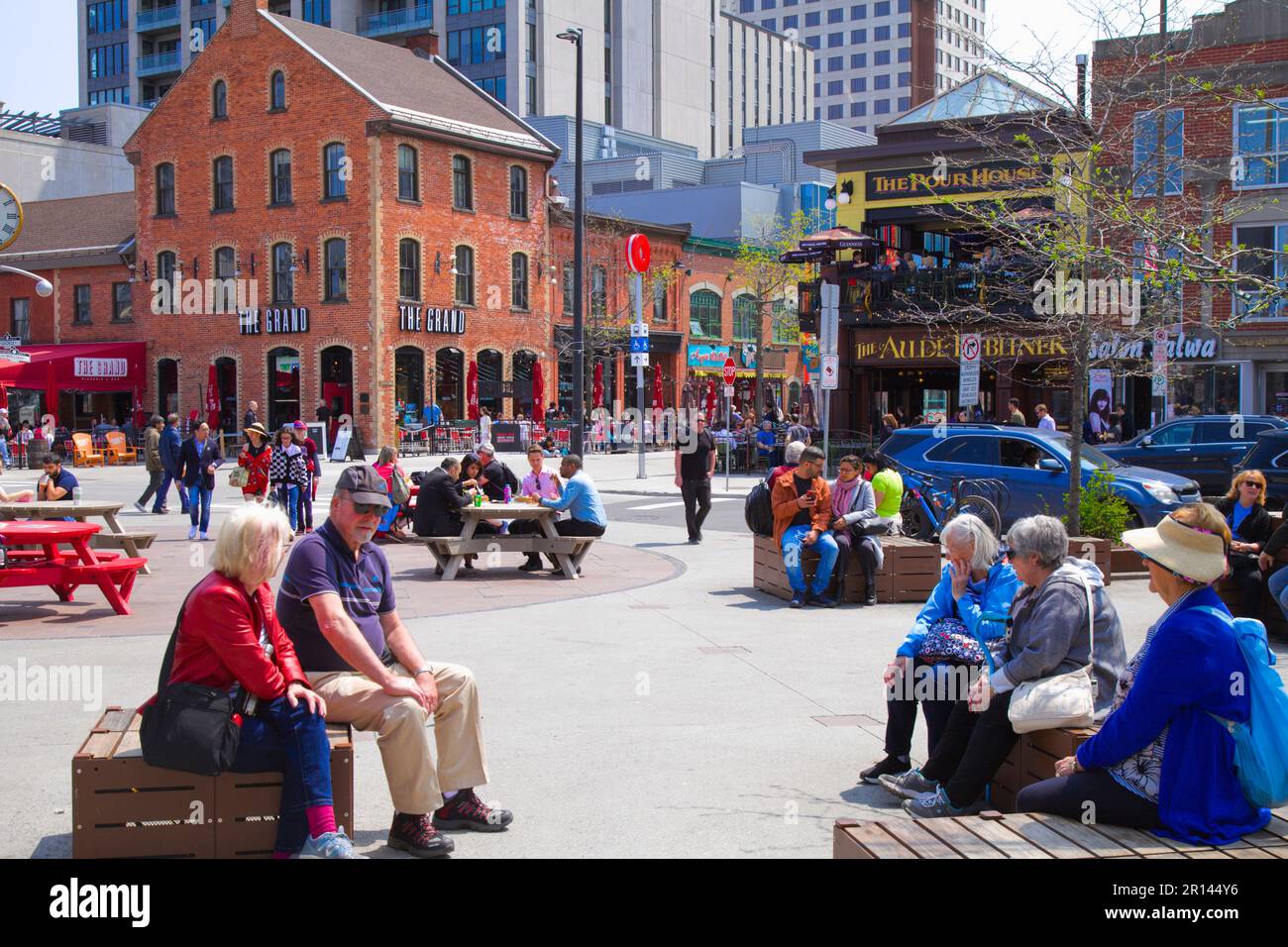 Ottawa people market hi-res stock photography and images - Alamy