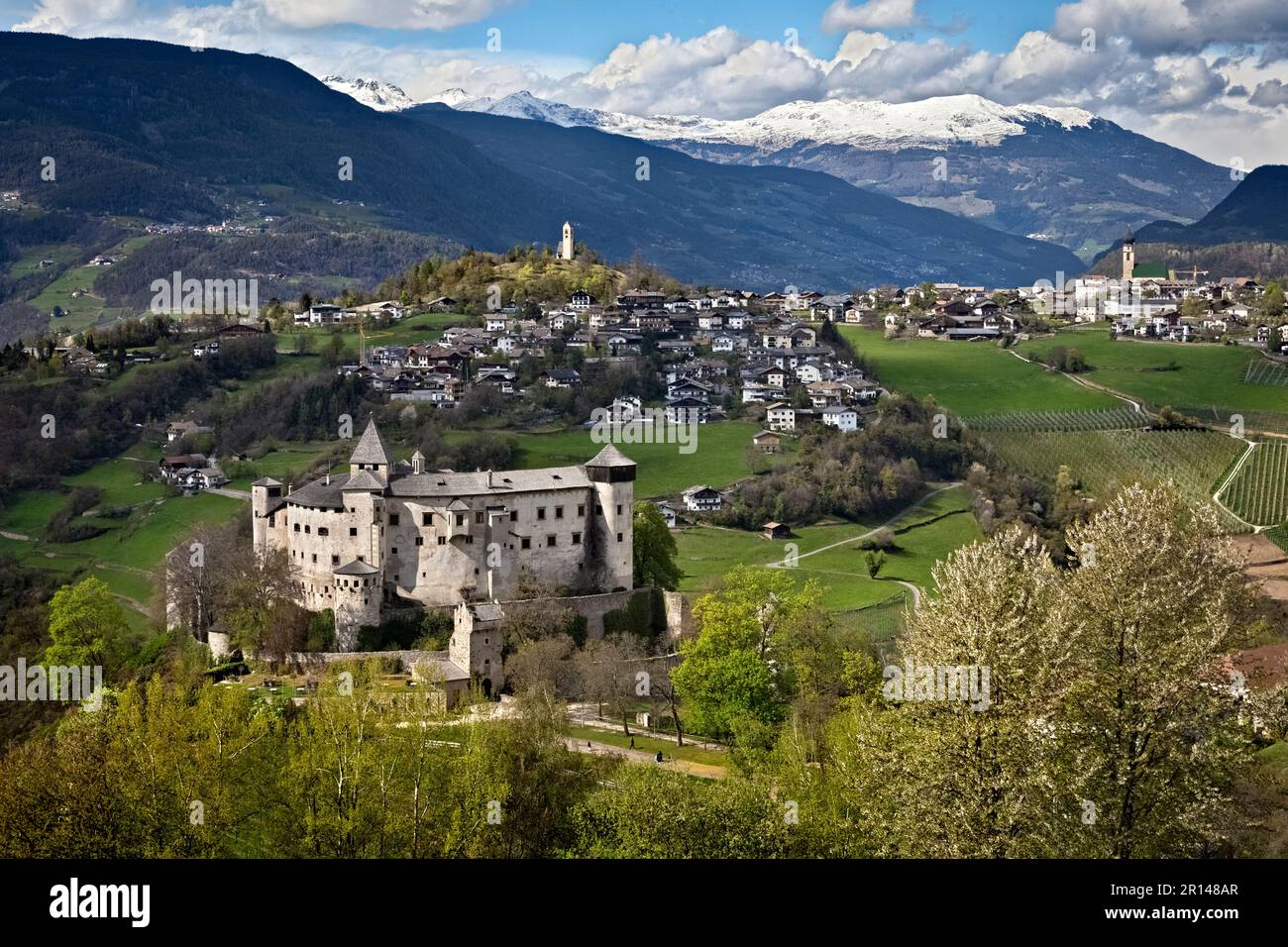 Tyrolean village hi-res stock photography and images - Alamy