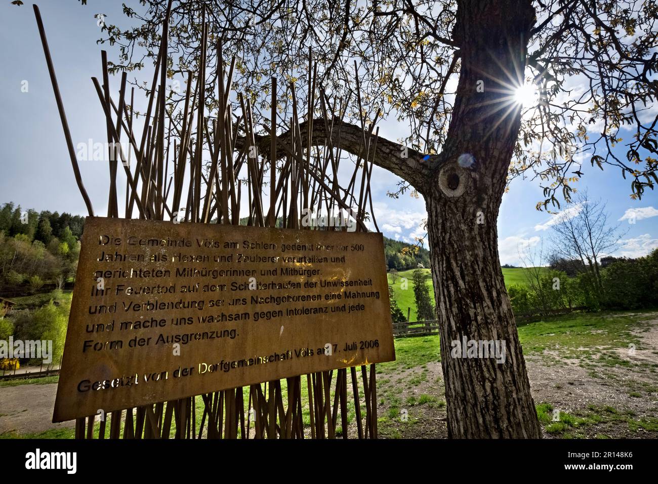 Witch hunting 16th century hi-res stock photography and images - Alamy