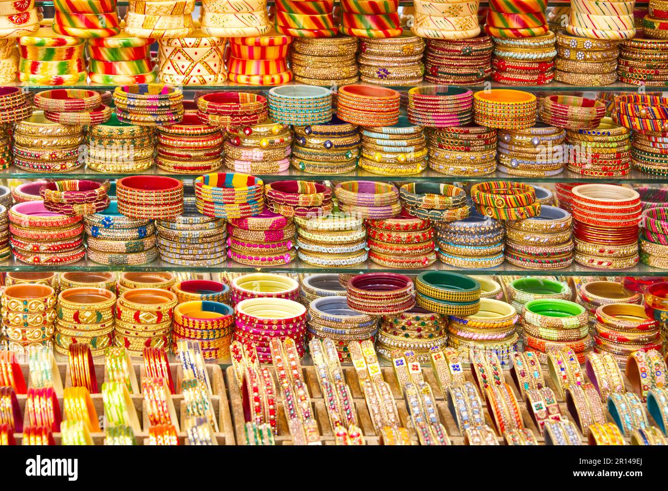Selling bracelets hi-res stock photography and images - Alamy