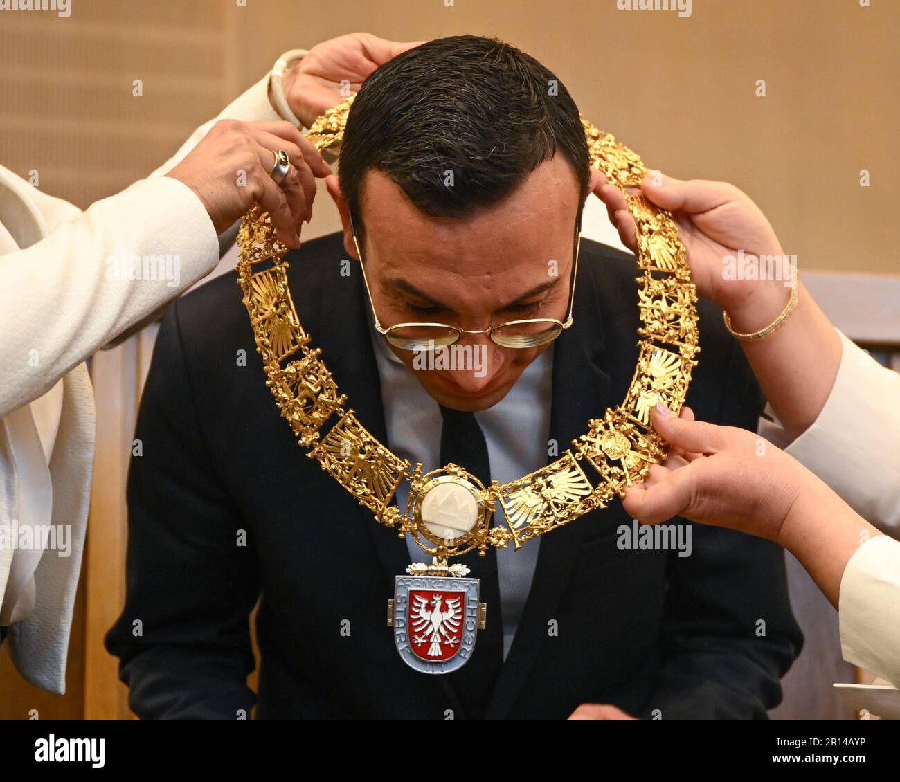 11 May 2023, Hesse, Frankfurt/Main: Frankfurt's new Lord Mayor Mike ...