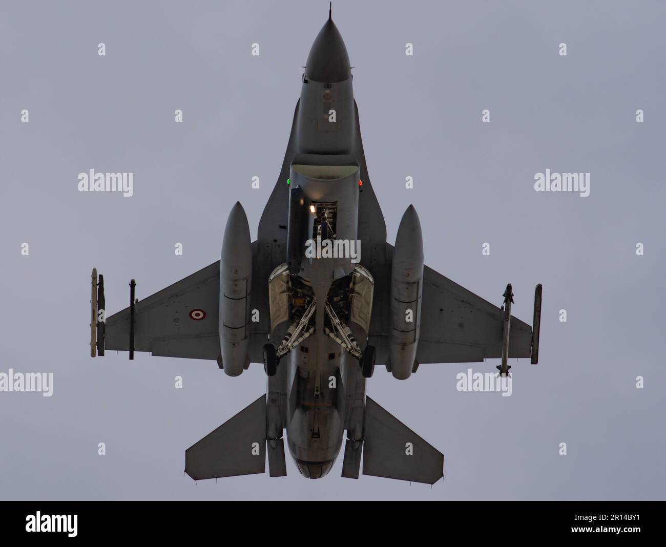 Turkish f-16 fighting falcons attached to various Battle squadrons ...