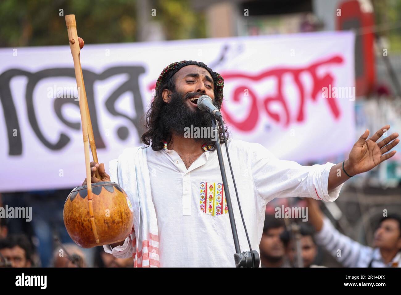 Dhaka, Dhaka, Bangladesh. 11th May, 2023. Bangladeshi Baul musicians ...