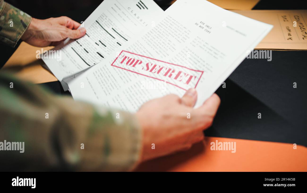 Soldier documents hi-res stock photography and images - Alamy