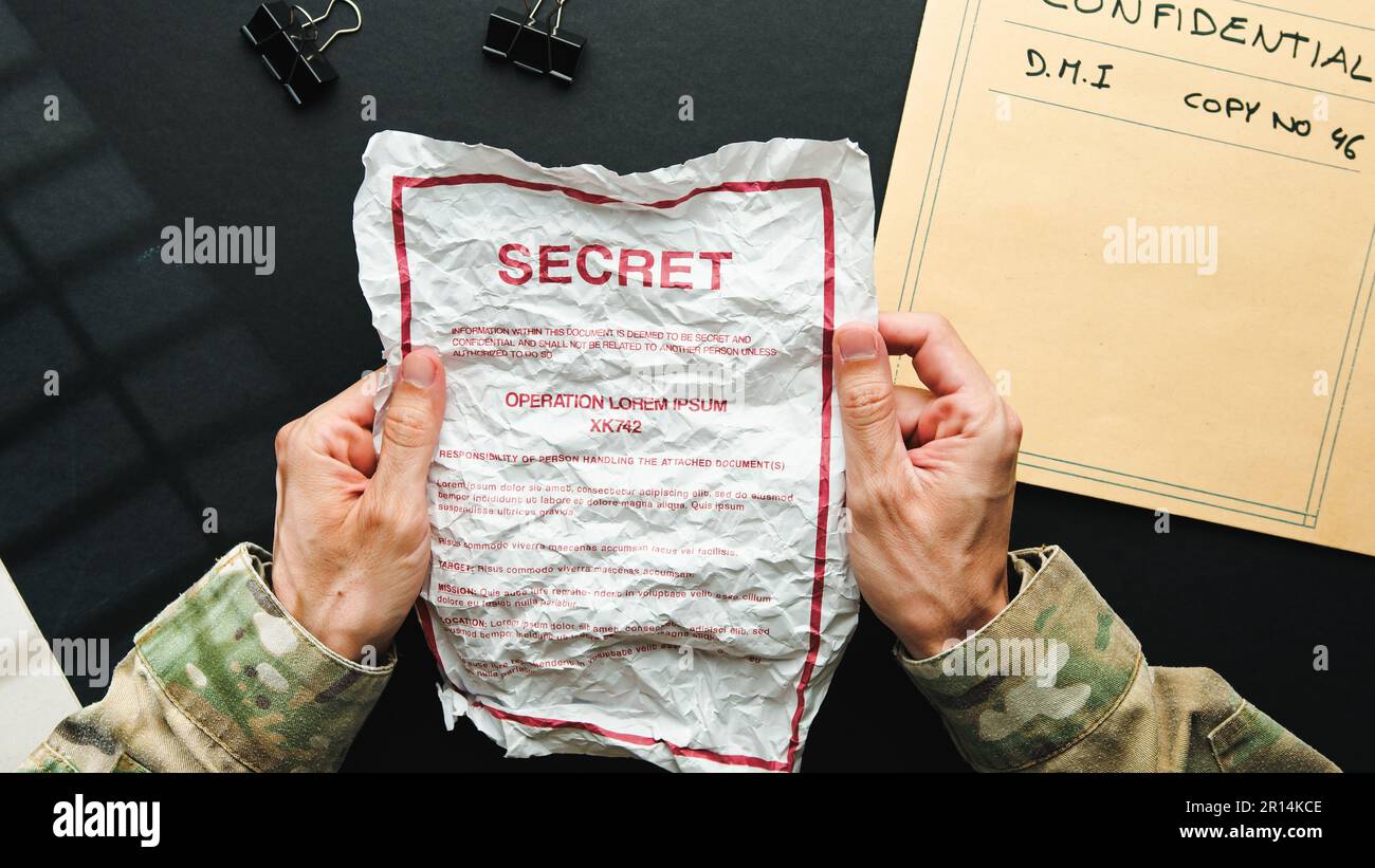 Dossier top secret classified hi-res stock photography and images - Alamy