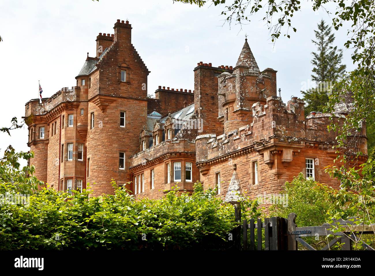 Red sandstone castle hi-res stock photography and images - Alamy