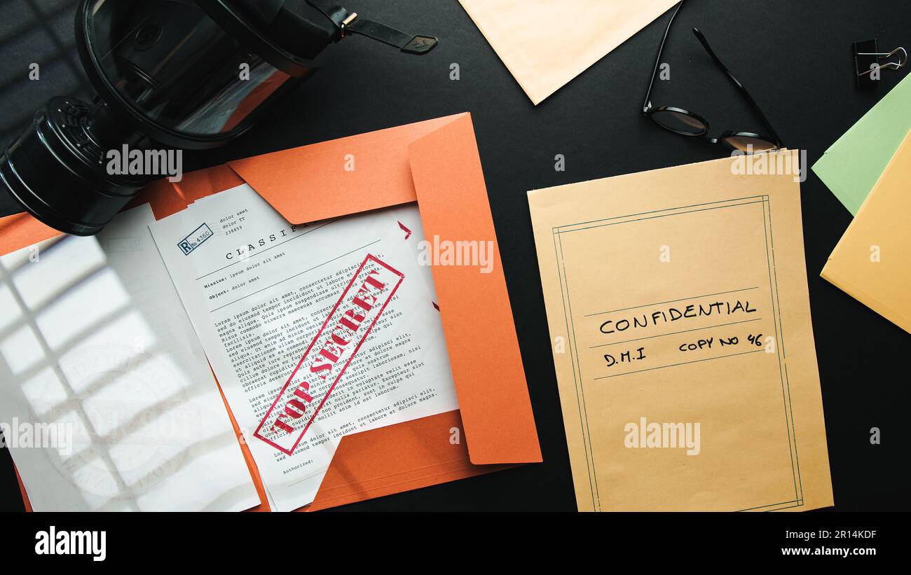 Dossier top secret classified hi-res stock photography and images - Alamy