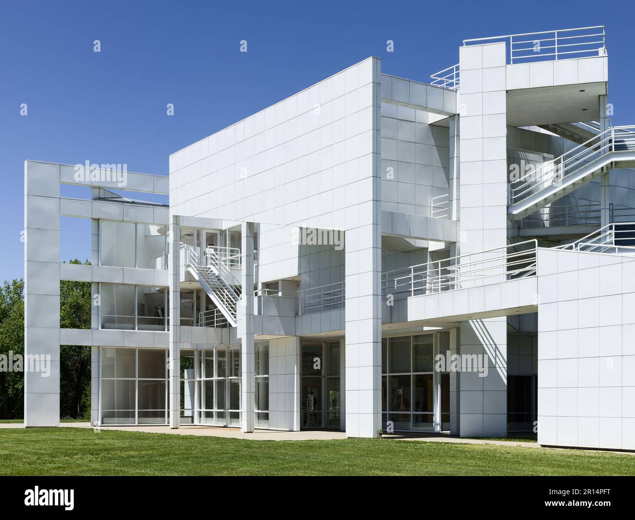 New Harmony Atheneum designed by Richard Meier Stock Photo - Alamy
