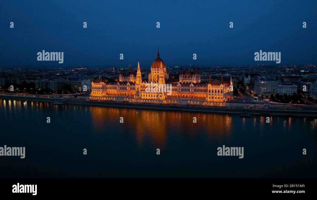 Aerial view of Budapest Hungarian Parliament Building at night. Travel ...