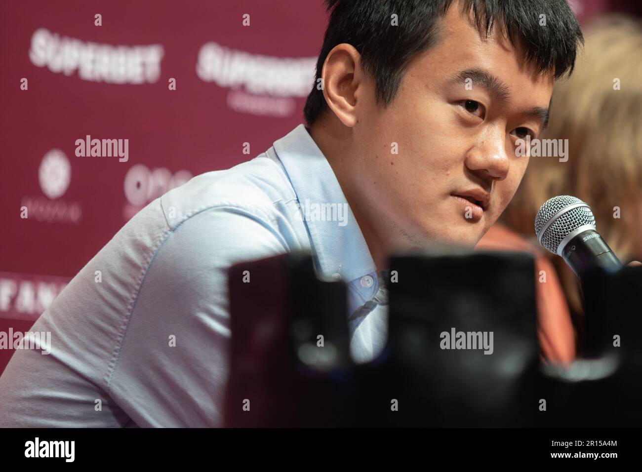 Ding liren fide world chess hi-res stock photography and images - Alamy