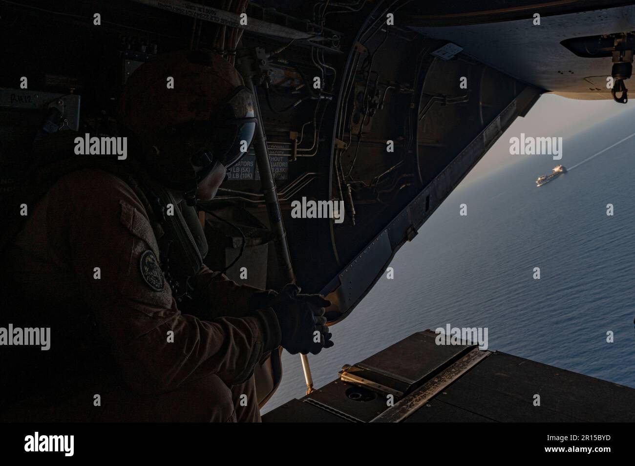 U.S. Marine Corps Staff Sgt. Xavier Sparks Marine Medium Tiltrotor ...