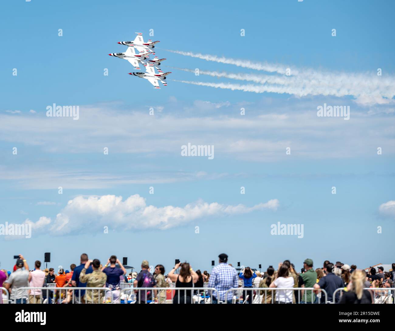 The U.S. Air Force Thunderbirds Demonstration Team flies in the diamond ...