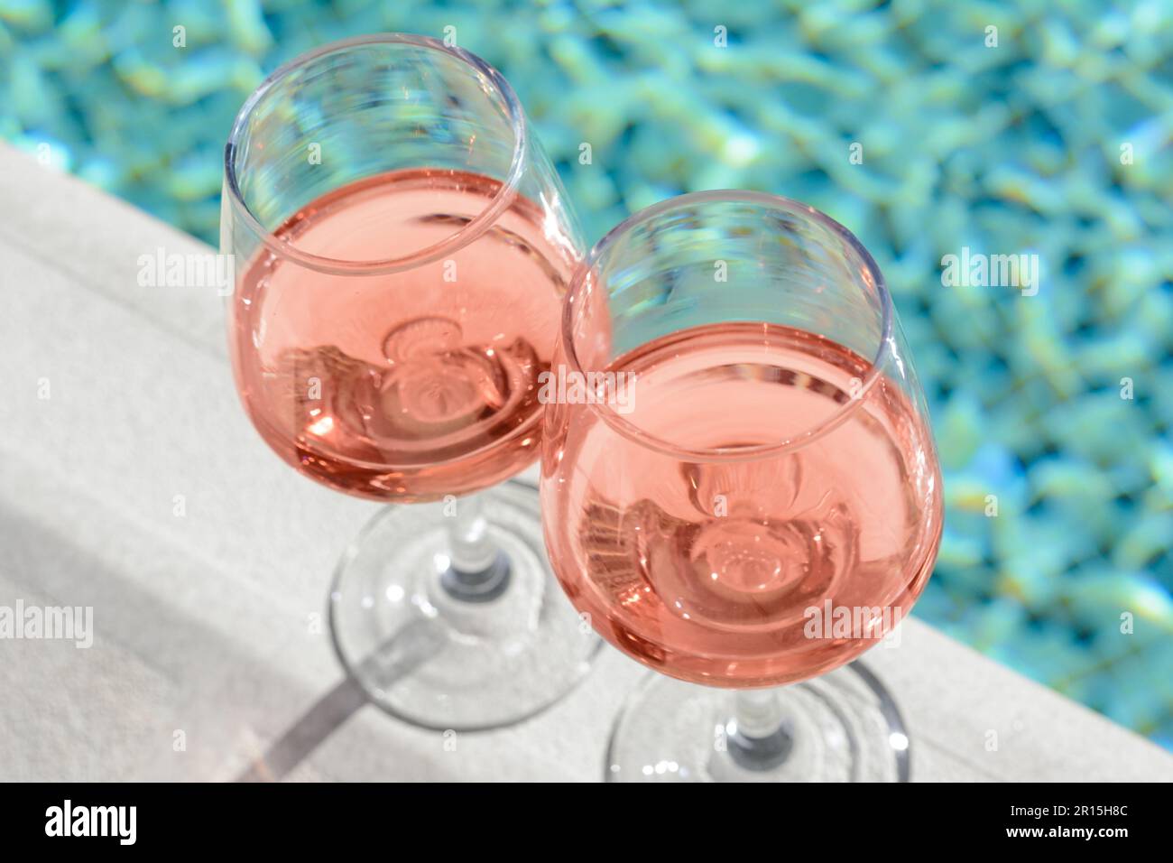 Rose wine swimming pool hi-res stock photography and images - Alamy