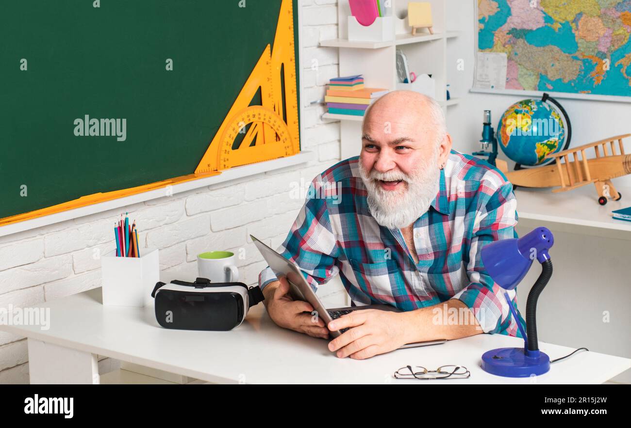 Professor is waiting for a lecture. A lesson from a fun teacher. The ...